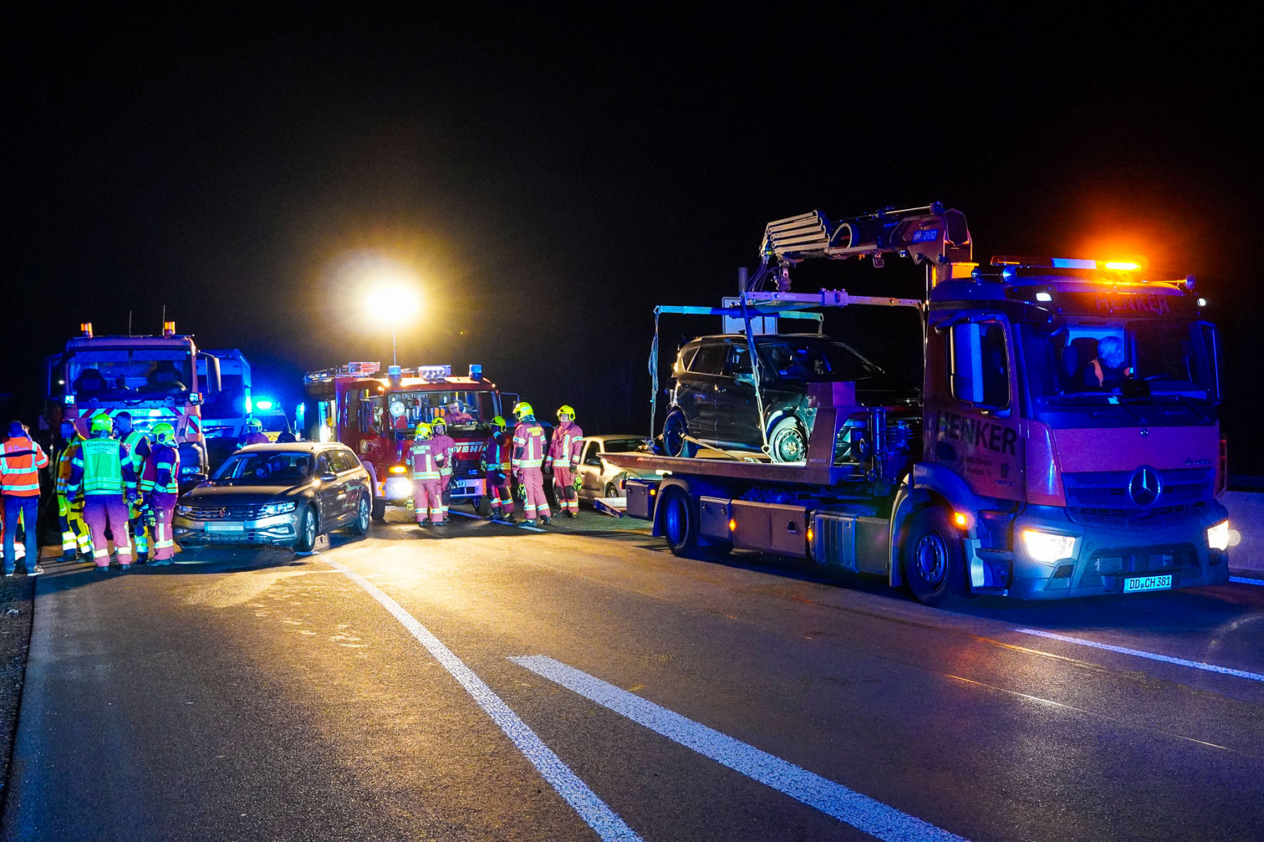 Burkau - Schwerer Unfall auf der A4 – Vollsperrung und lange Staus - Blaulichtreport Lausitz